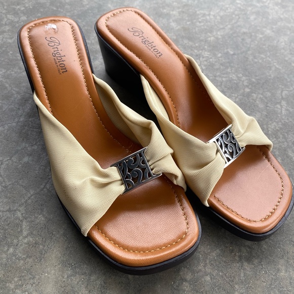 Brighton | Shoes | Brighton Womens Cream Heals | Poshmark